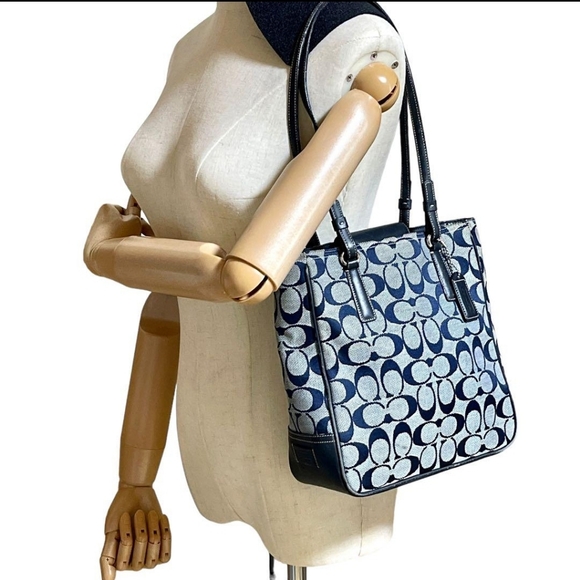 Coach | Bags | Coach Signature Tote Shoulder Bag | Poshmark